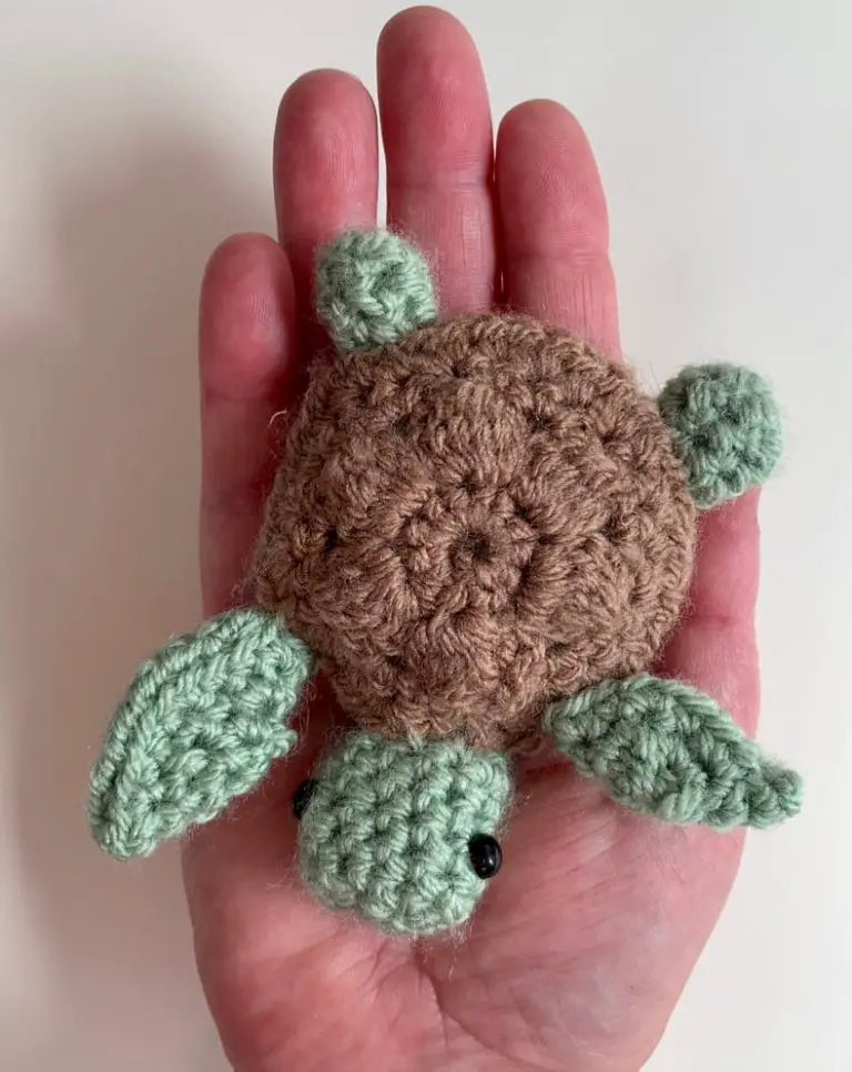 Small Crochet Turtle Keychain- Free Pattern - off the hook for you